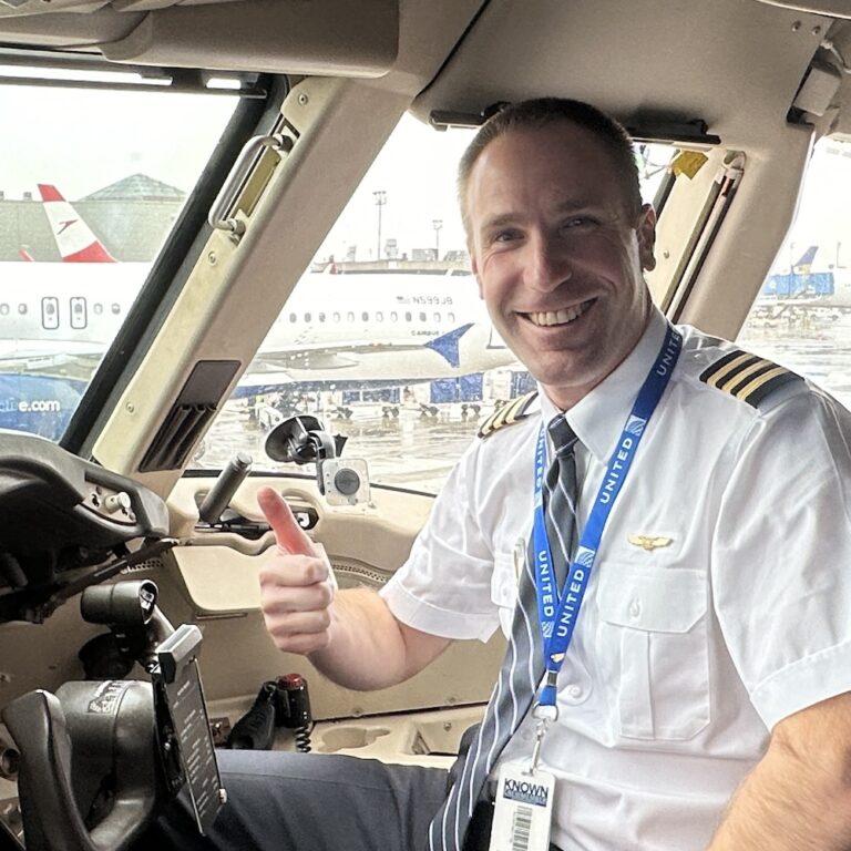 Fulfill Your Dream of Flying at Hillsboro Aero Academy